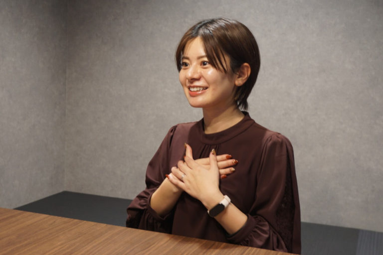 「声」を仕事にするには｜公式パーソナリティインタビュー第2回 小林厚妃さん | Voicy Journal